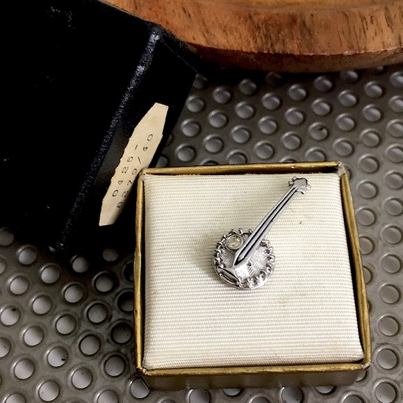 SWANK | Accessories | Swank Banjo Pin | Poshmark